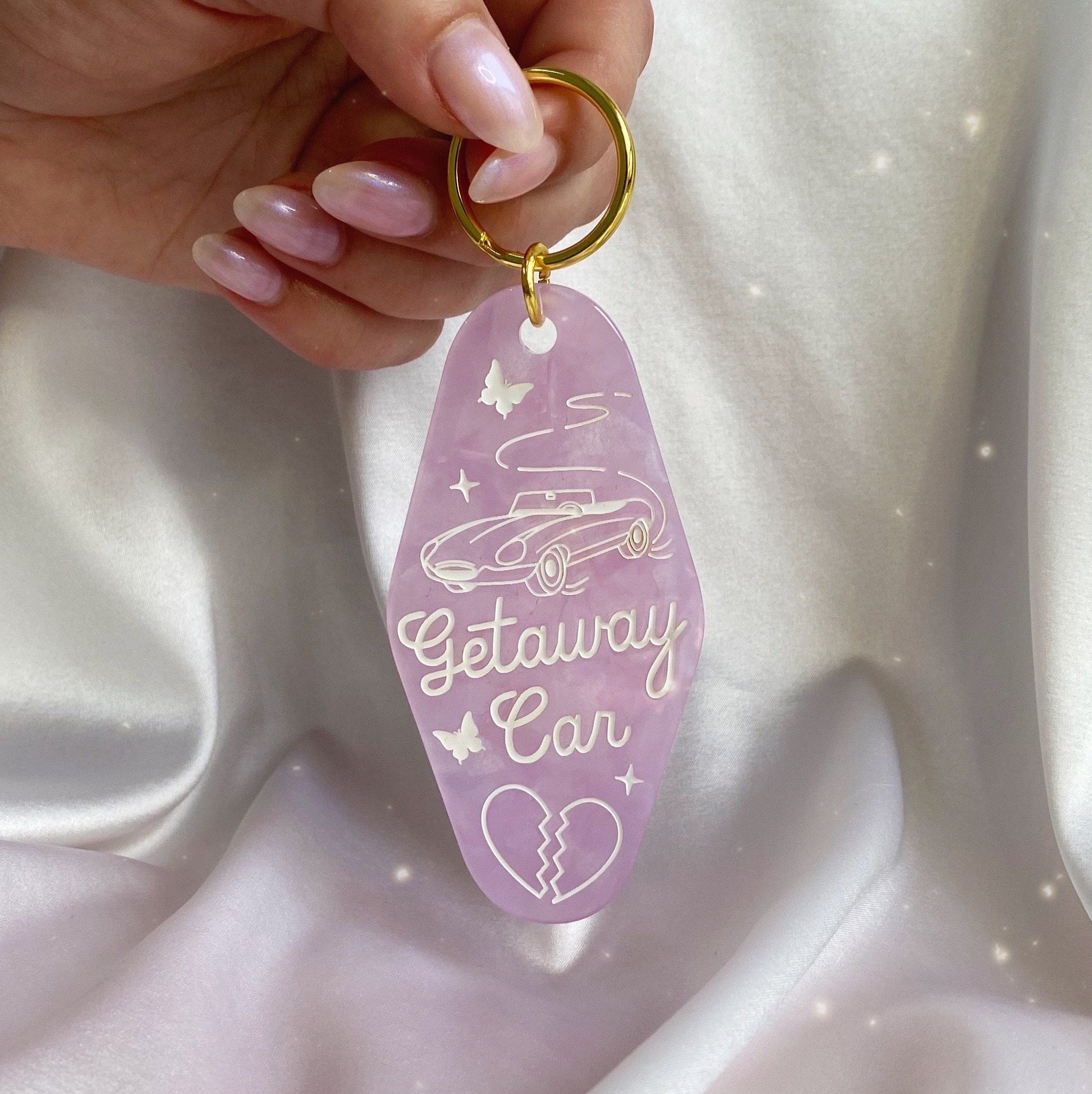 Getaway Car Motel Keychain – WildflowerCoShop